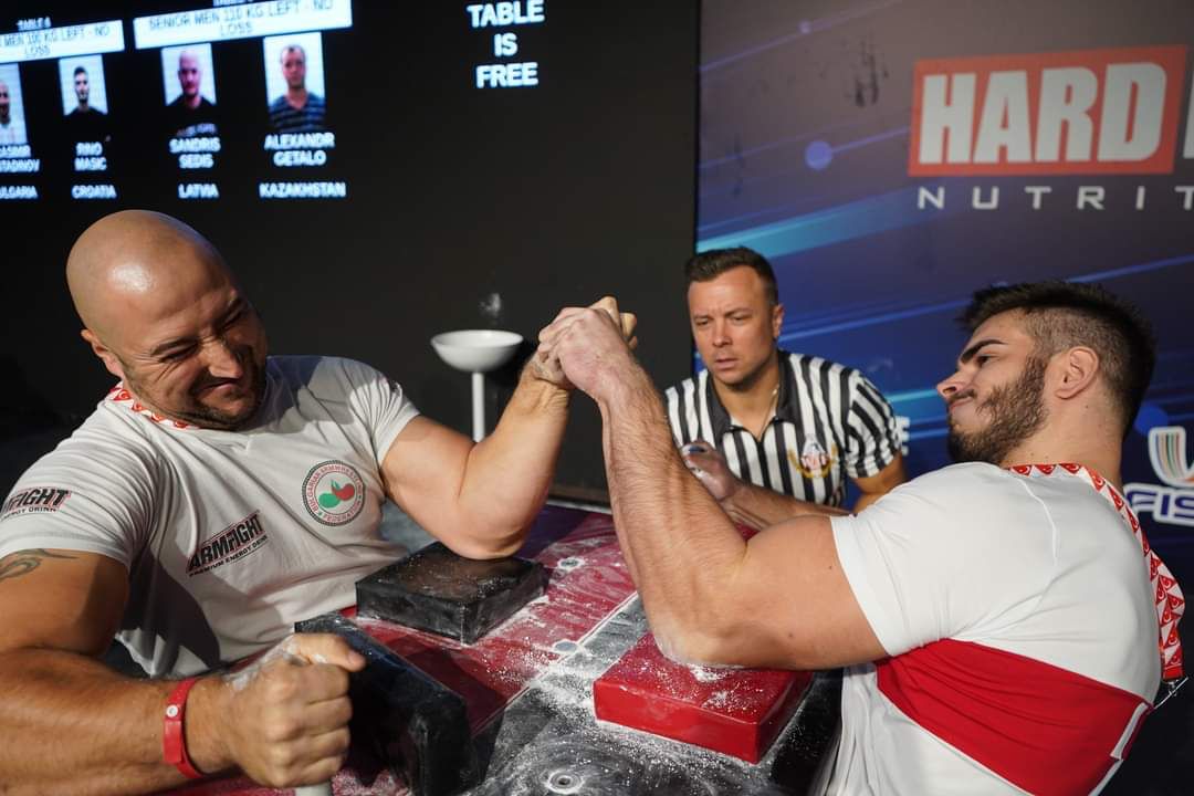 4 medalje na SP-u u Obaranju ruke - Novosti .: HPO